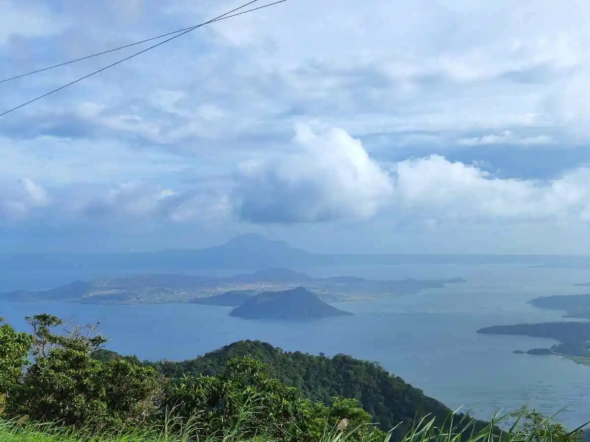 Top Tagaytay Tourist Spots: Best Places and Local Delights